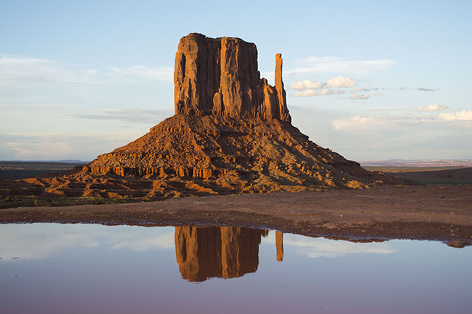 Monument Valley Simpson's Trailhandler Tours | NativeAmerica.travel